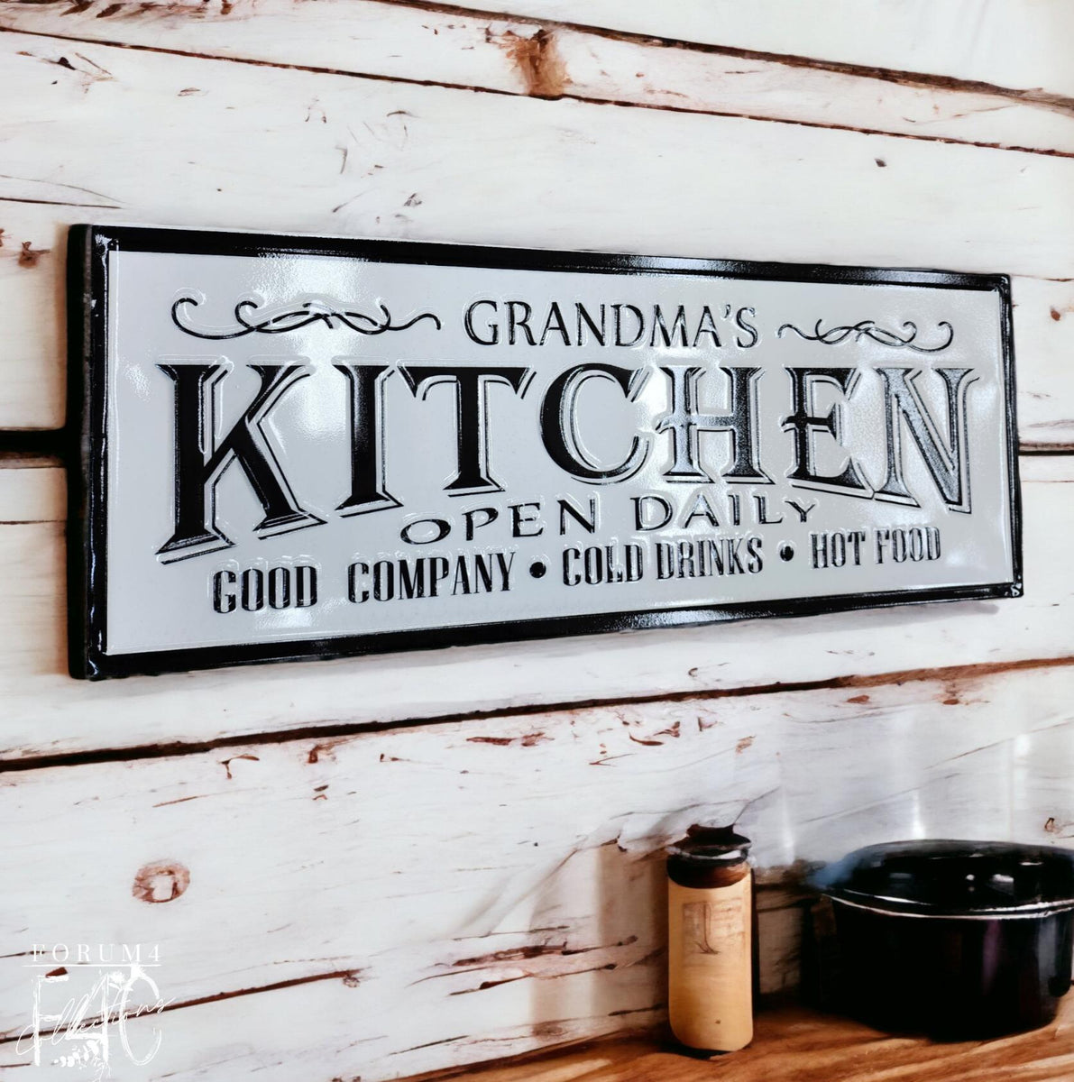 GRANDMAS KITCHEN ENAMEL WALL SIGN – Forum4 Collections